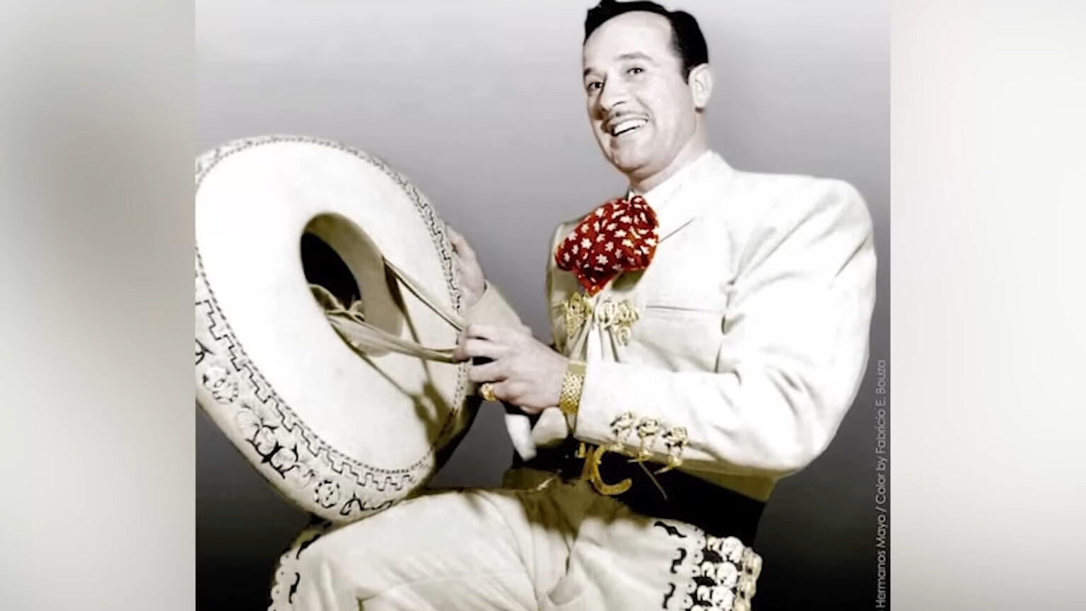 (b00) Eulalio González Piporro Murió Hace 21 Años Pero Antes Confesó La ...